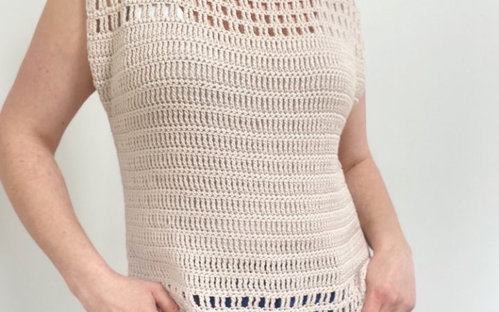 Eyelet Lace Tee Pattern - EasyCrochet.com