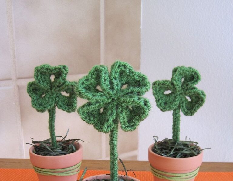 24 Free Shamrock and Clover Crochet Patterns - Easy Crochet Patterns