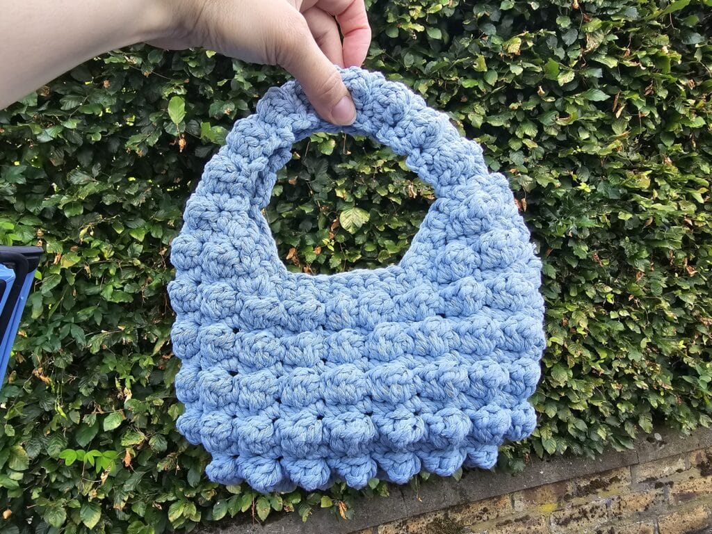 Crochet Cloud Purse Pattern - Easy Crochet Patterns