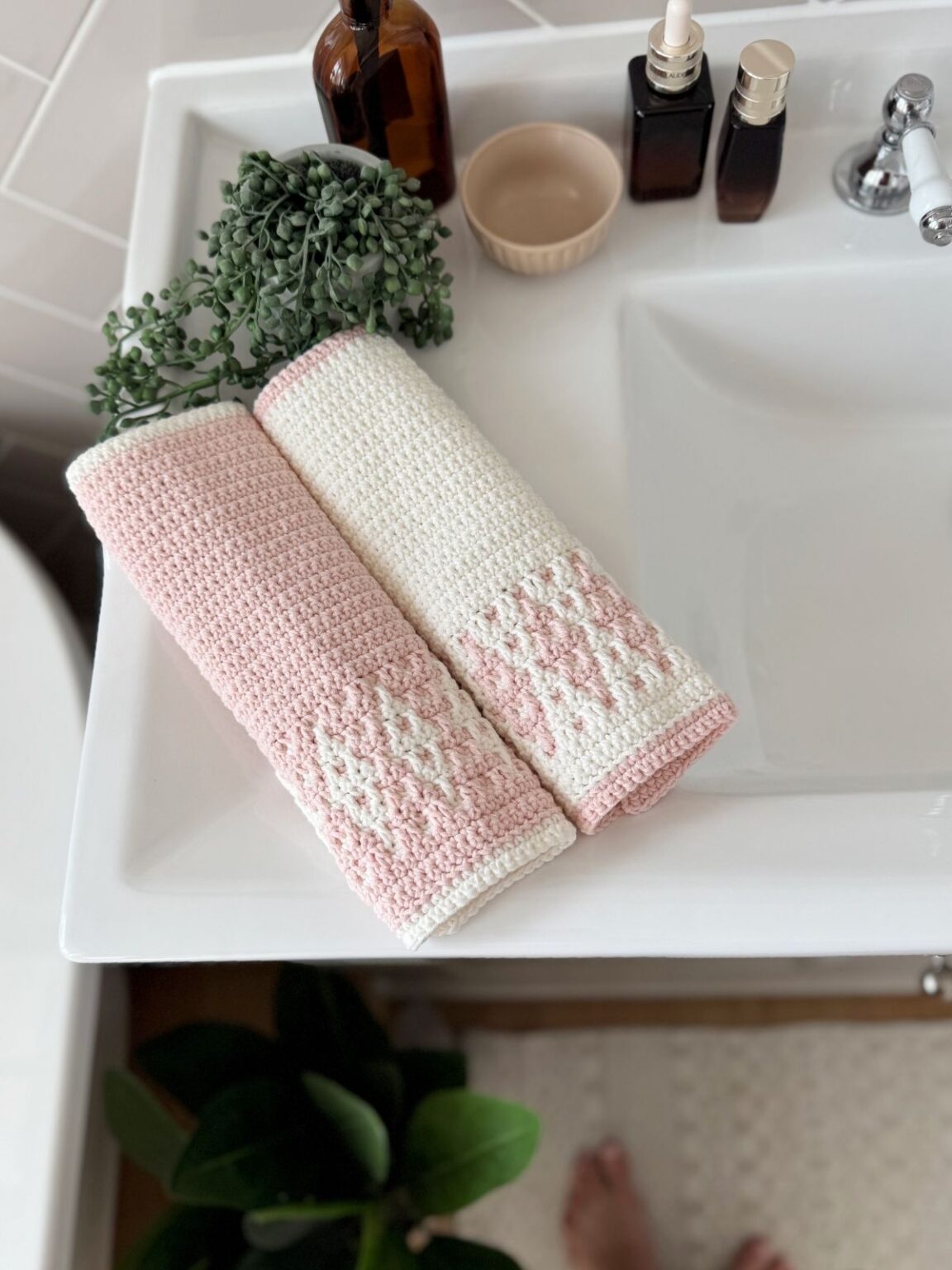 Pink Colored Crochet Patterns - Easy Crochet Patterns